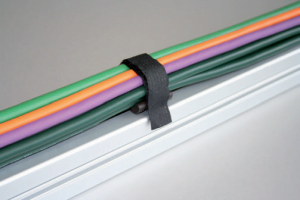 Prindere manunchiuri cabluri cu banda Velcro 92 mm | Cablul.ro